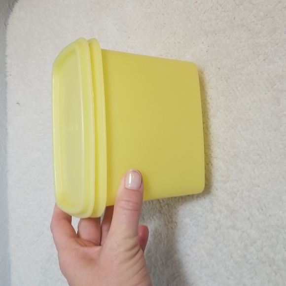Tupperware | Kitchen | Tupperware Yellow 2431 Vintage | Poshmark